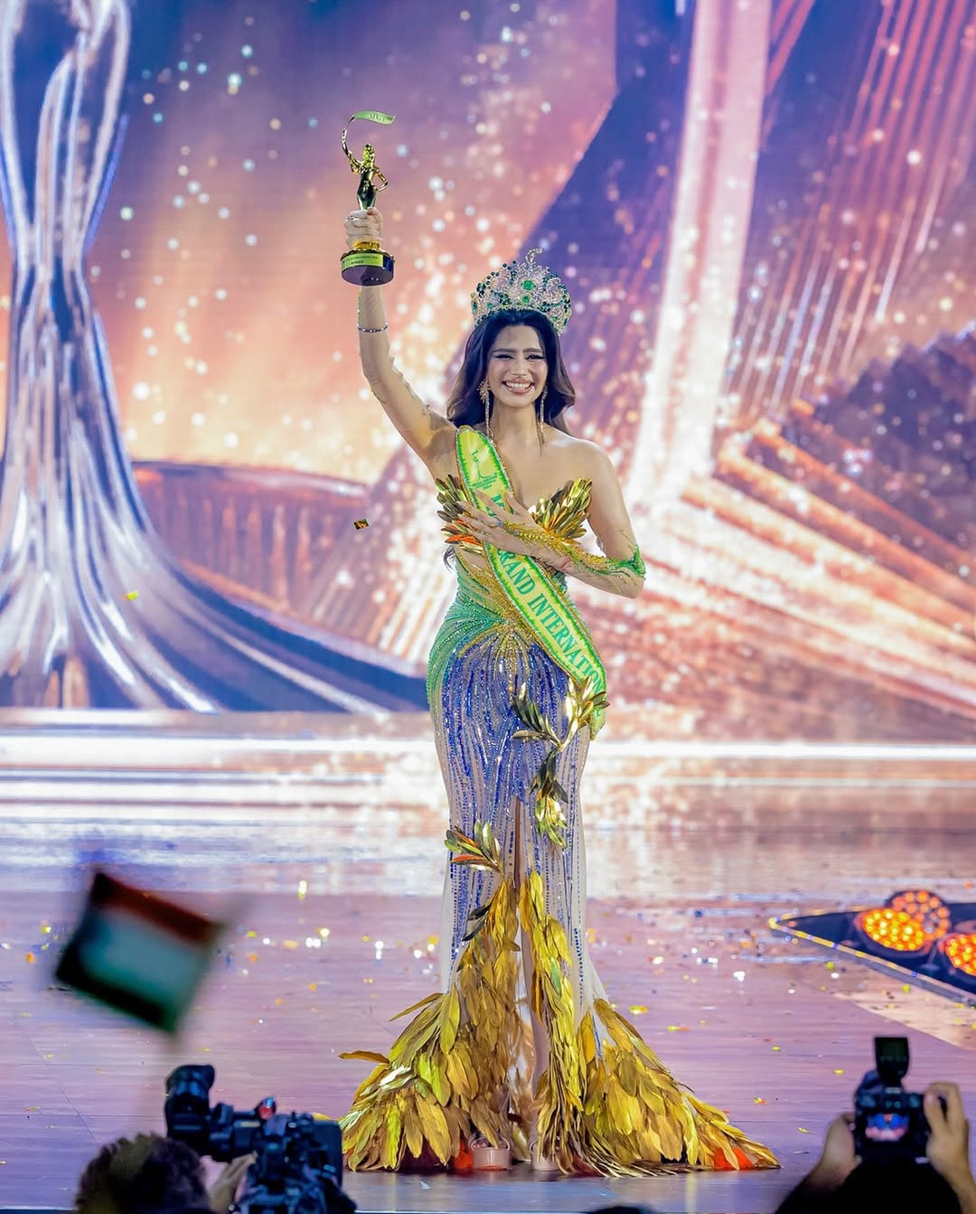 Miss Grand International 2024 Rachel Gupta bỏ vương miện vì bị đối xử ...