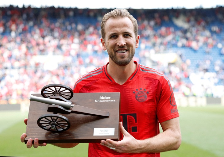 Bayern Munich vs Auckland City: Harry Kane lĩnh xướng hàng công