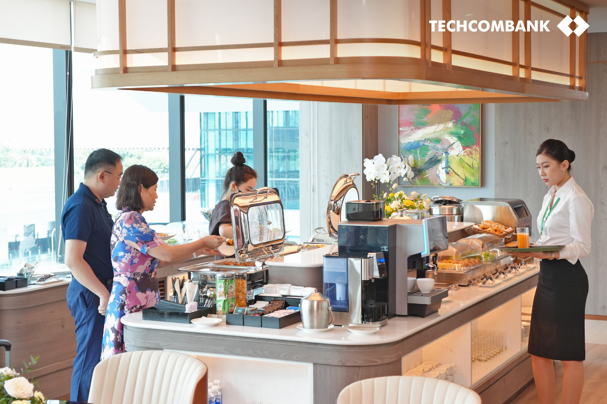 Techcombank Private Lounge chính thức khai trương tại sân bay Tân Sơn ...