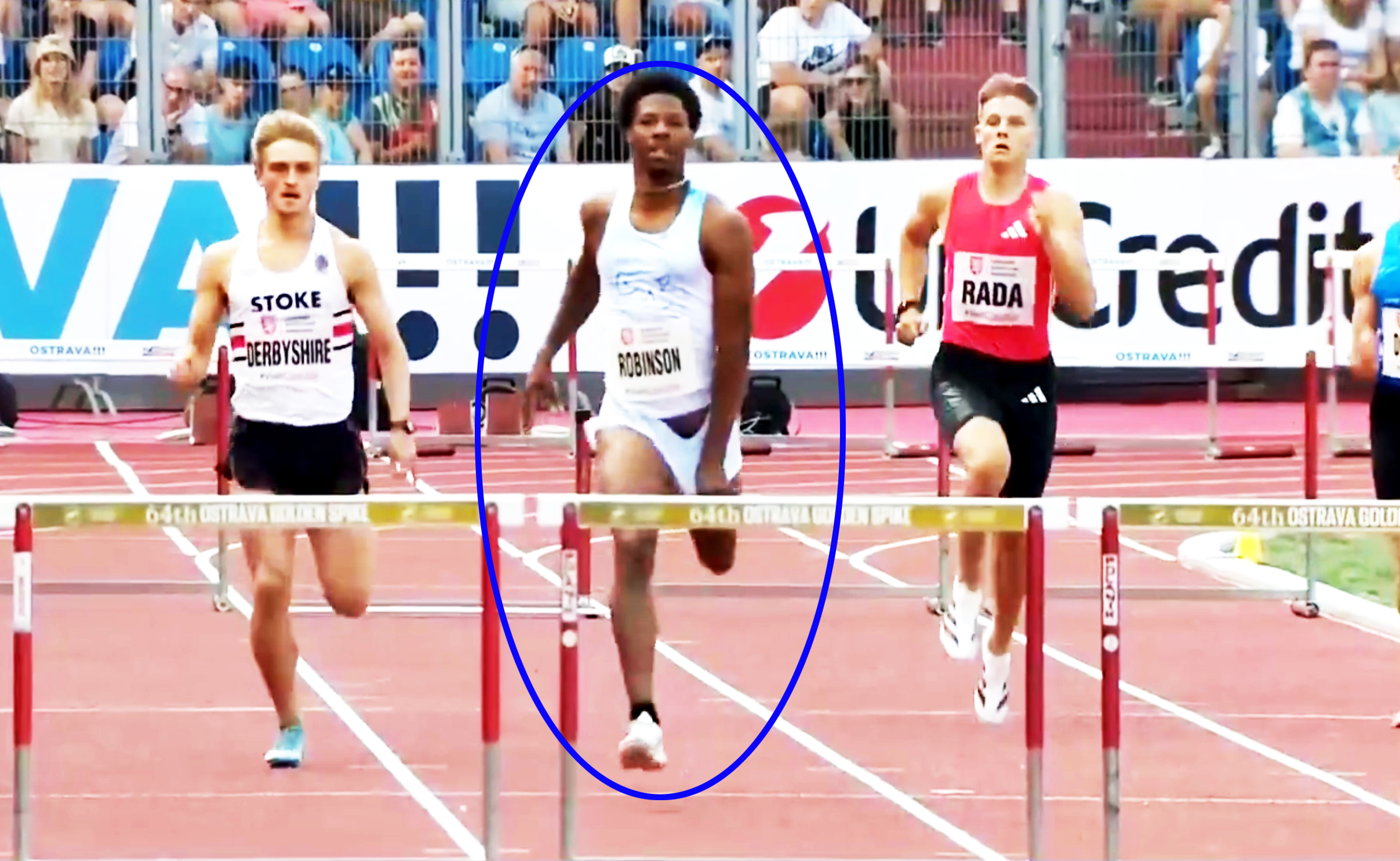 Chris Robinson thắng 400m rào bất chấp ‘chiếc quần phản chủ’ - Tuổi Trẻ ...