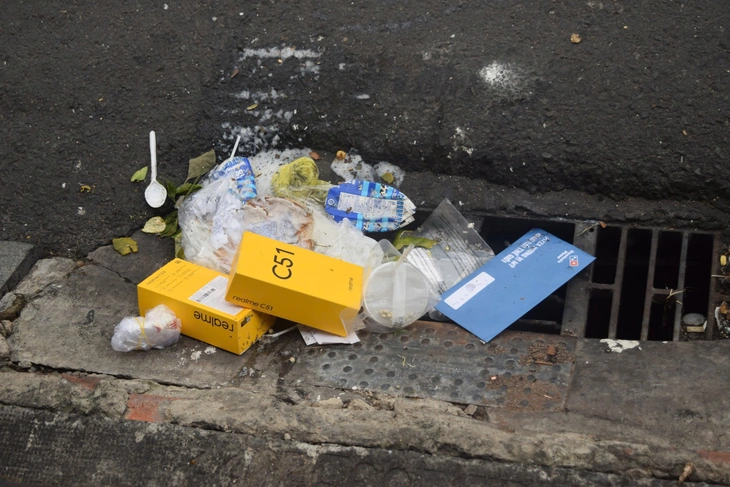 Large drains become trash traps during rainy season in Ho Chi Minh City