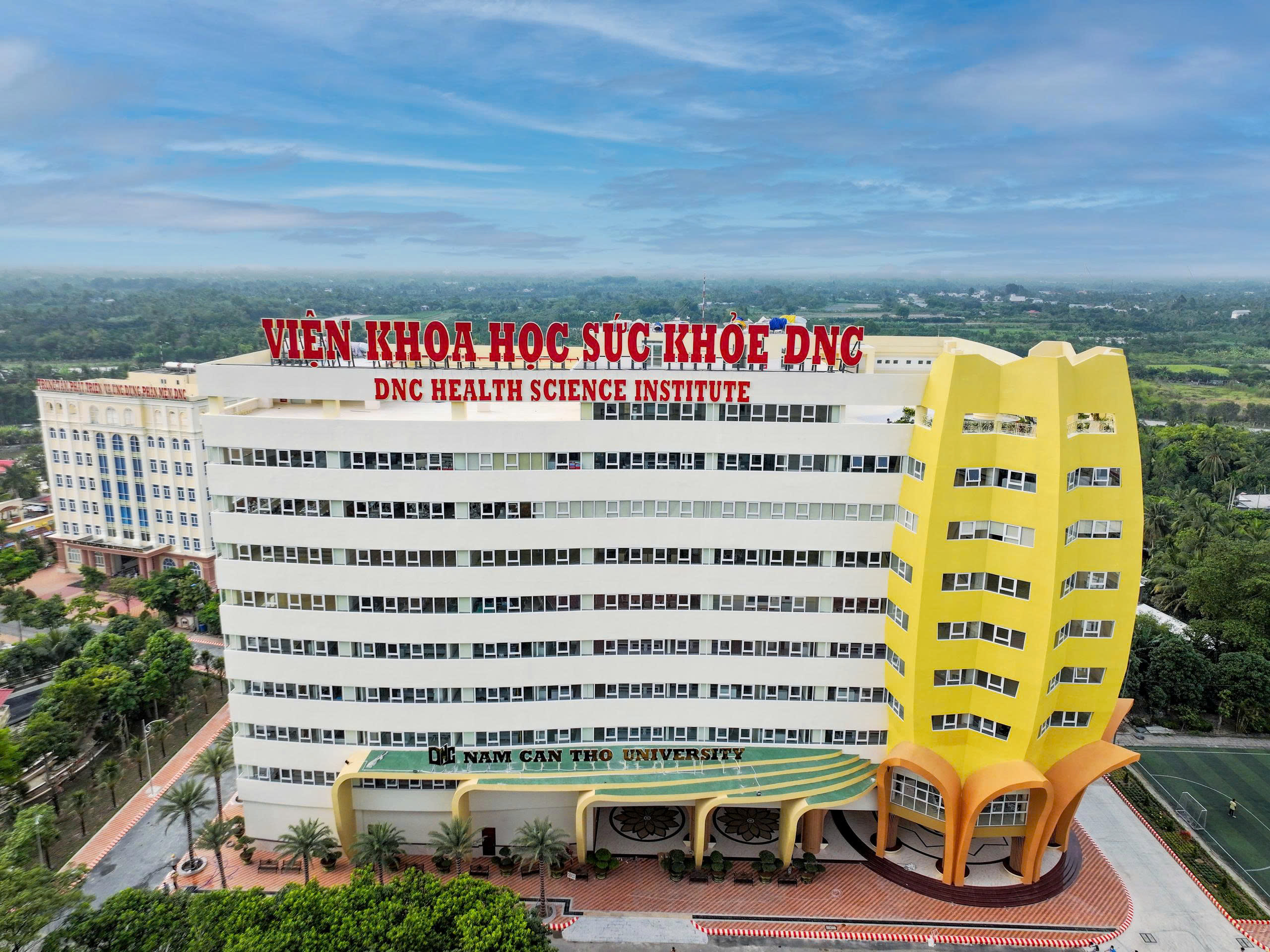 Trường đại học Nam Cần Thơ: học tập gắn liền với thực tiễn - Tuổi Trẻ ...
