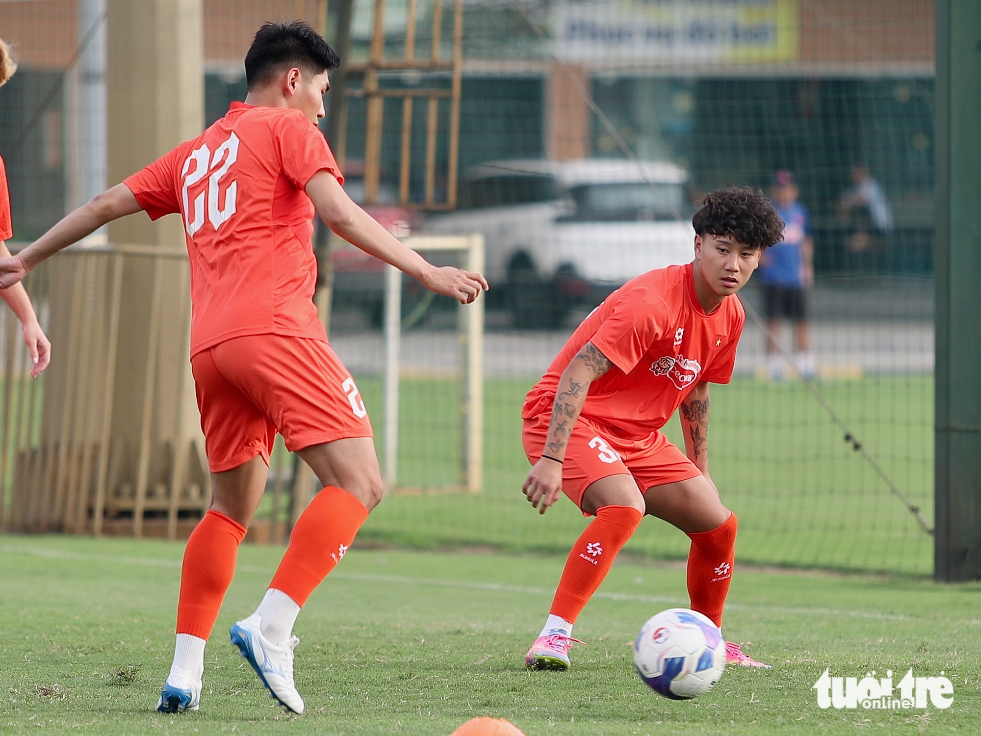 Bui Alex impressed in the internal match of U22 Vietnam