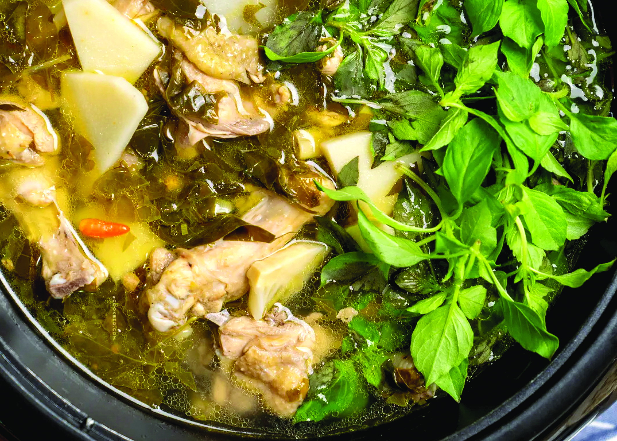 Rau gia vị bản địa và ngoại lai trên bàn ăn người Việt - Tuổi Trẻ Online