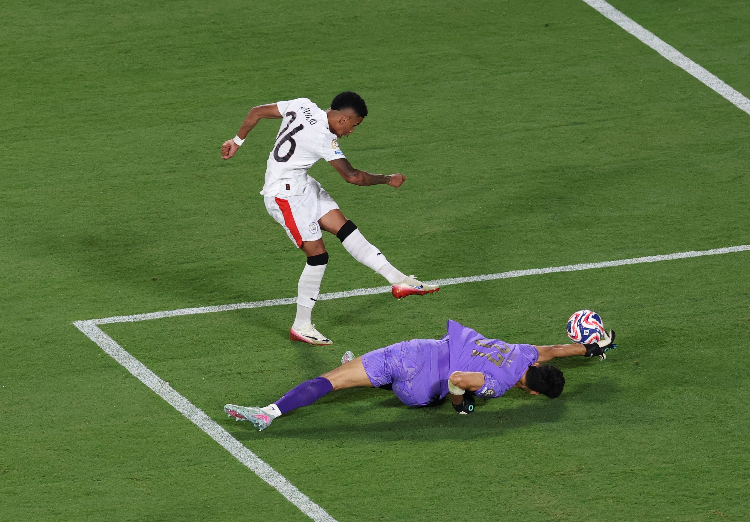 Thủ môn Bounou: Chìa khóa giúp Al Hilal đánh bại Man City - Tuổi Trẻ Online