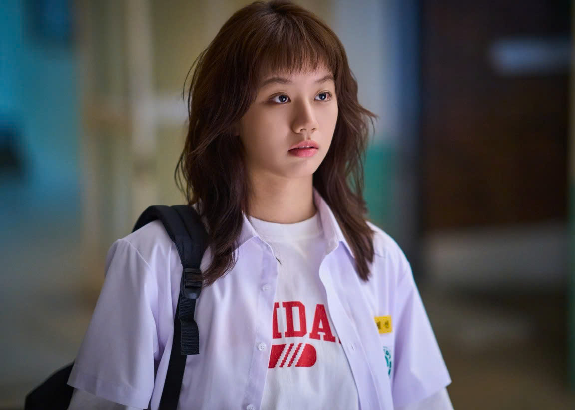 Hyeri có hạnh phúc mới sau ồn ào 'tình tay ba' với Han So Hee, Ryu Jun ...