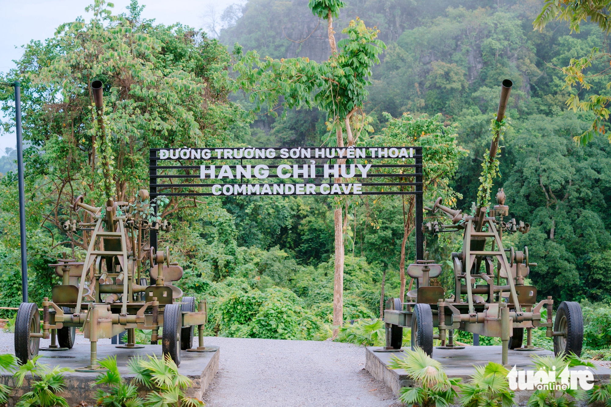 Khám phá Hang Chỉ Huy giữa lòng di sản Phong Nha - Tuổi Trẻ Online
