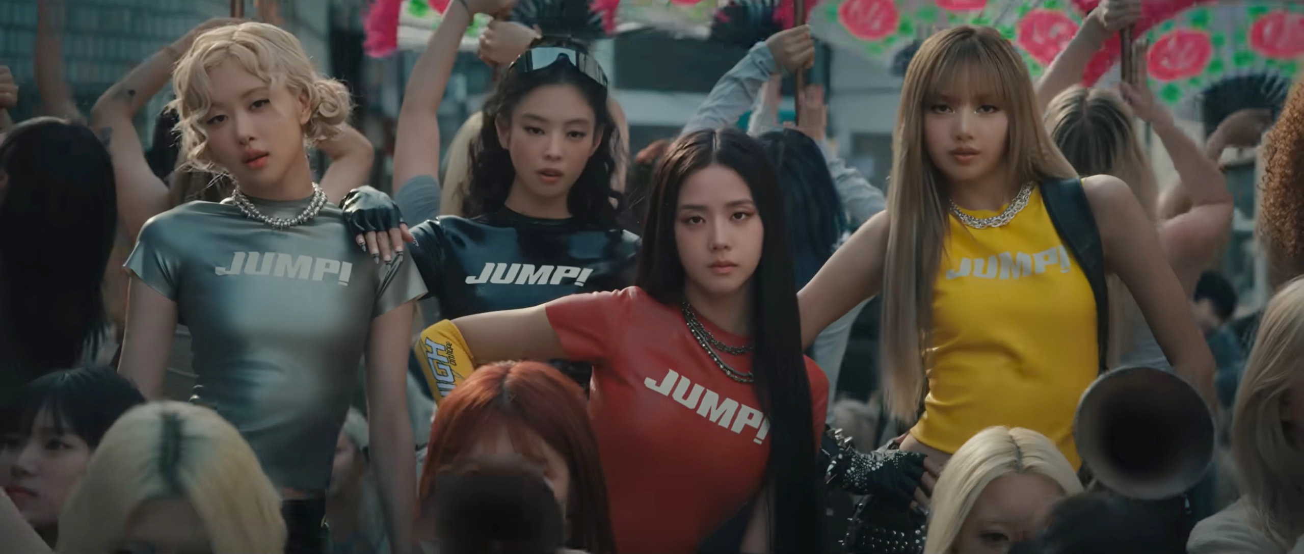 Siêu phẩm tái xuất 'Jump' - MV độc lạ nhất của thương hiệu BlackPink ...