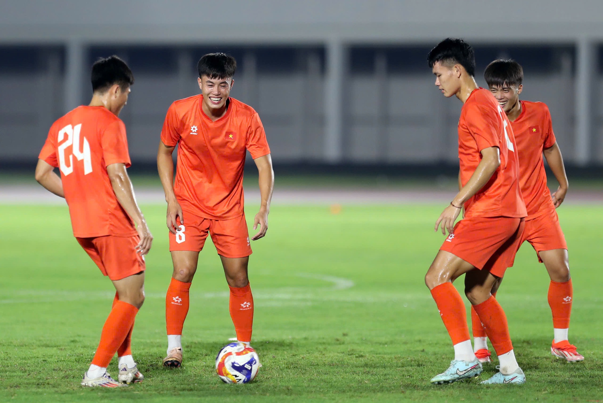 U23ベトナムの増援選手がラオスとの対戦のためインドネシアに到着した。