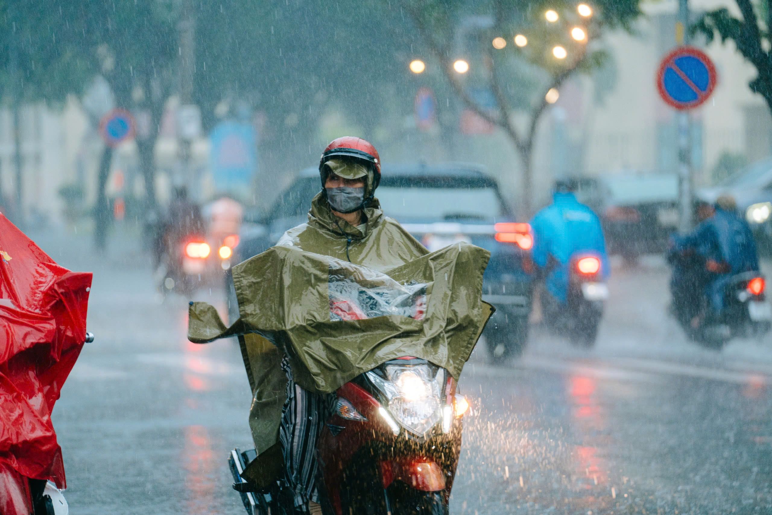 Ho Chi Minh City expected to see frequent rain, storm risks throughout July