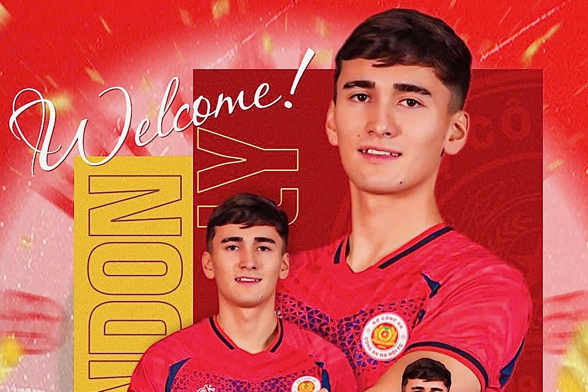 CLB Công An Hà Nội ra mắt cầu thủ Việt kiều Brandon Ly - Tuổi Trẻ Online