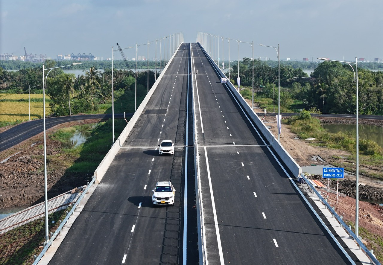 Nhon Trach Bridge opened to link Dong Nai to Ho Chi Minh City