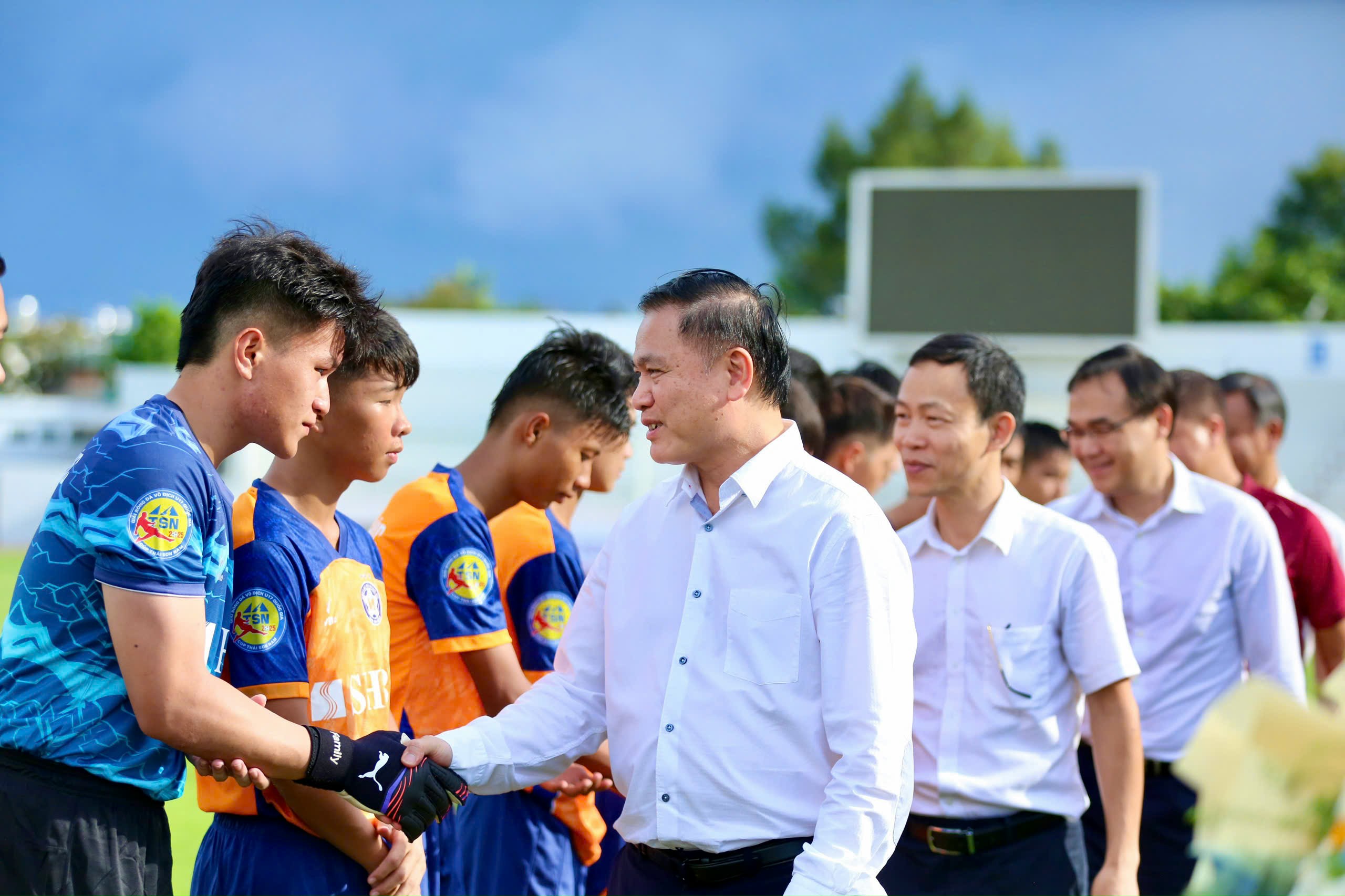 The national U17 tournament kicked off with surprises in Ba Ria.