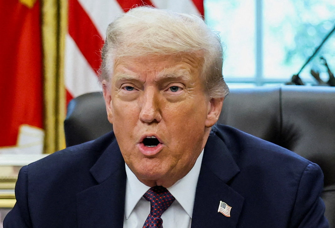 Ông Trump kiện New York Times bôi nhọ, đòi bồi thường 15 tỉ USD - Tuổi ...