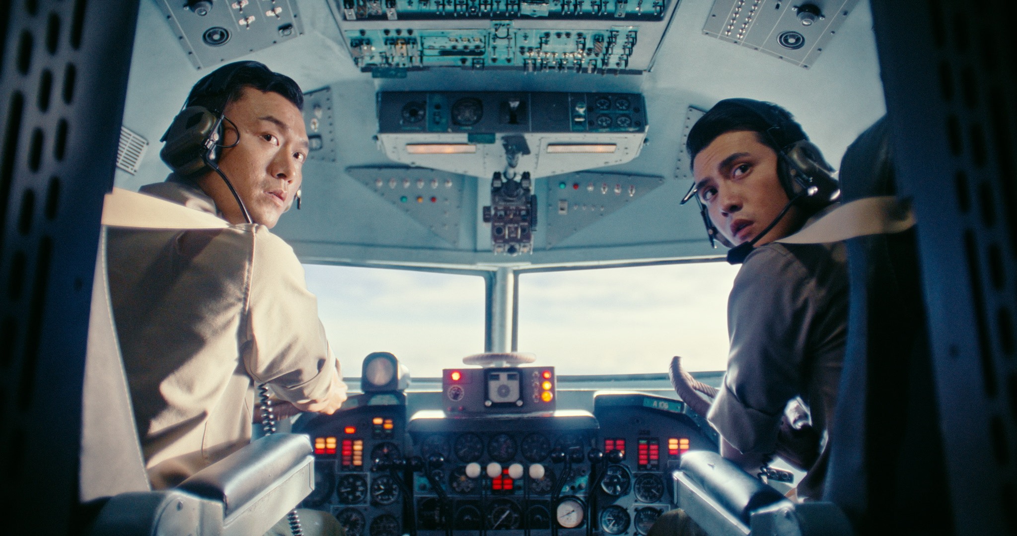 Phim Tử chiến trên không vượt mức doanh thu 100 tỷ đồng