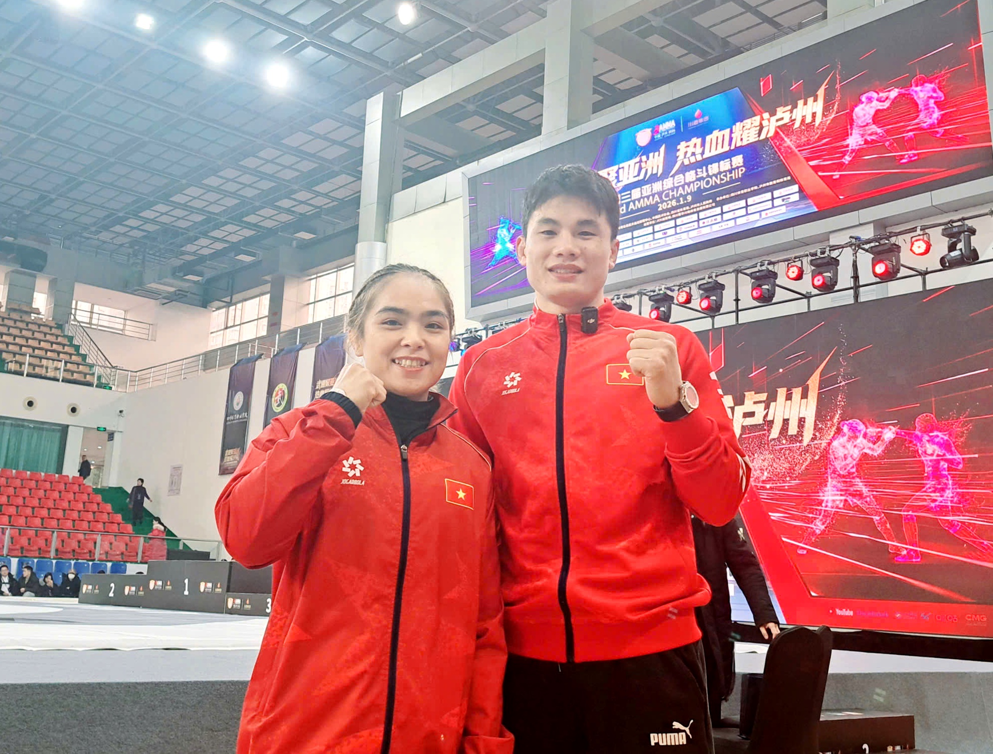 Vietnam fighter strikes gold at Asian MMA championship