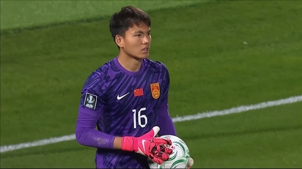 China criticized for 'relying' too much on goalkeepers.