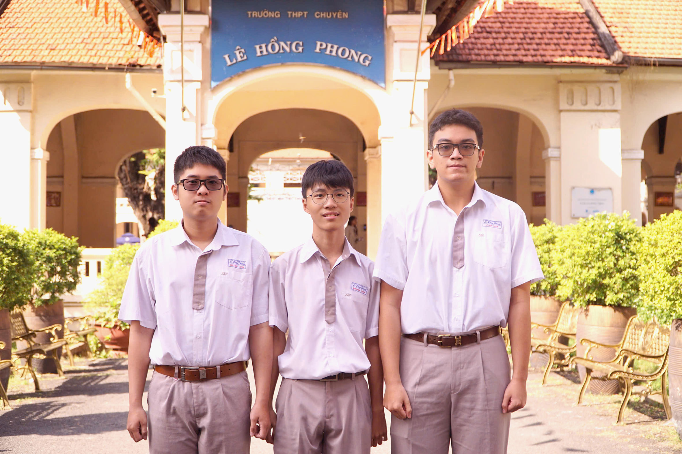 A class in Ho Chi Minh City won 3 out of 4 first prizes in the national ...