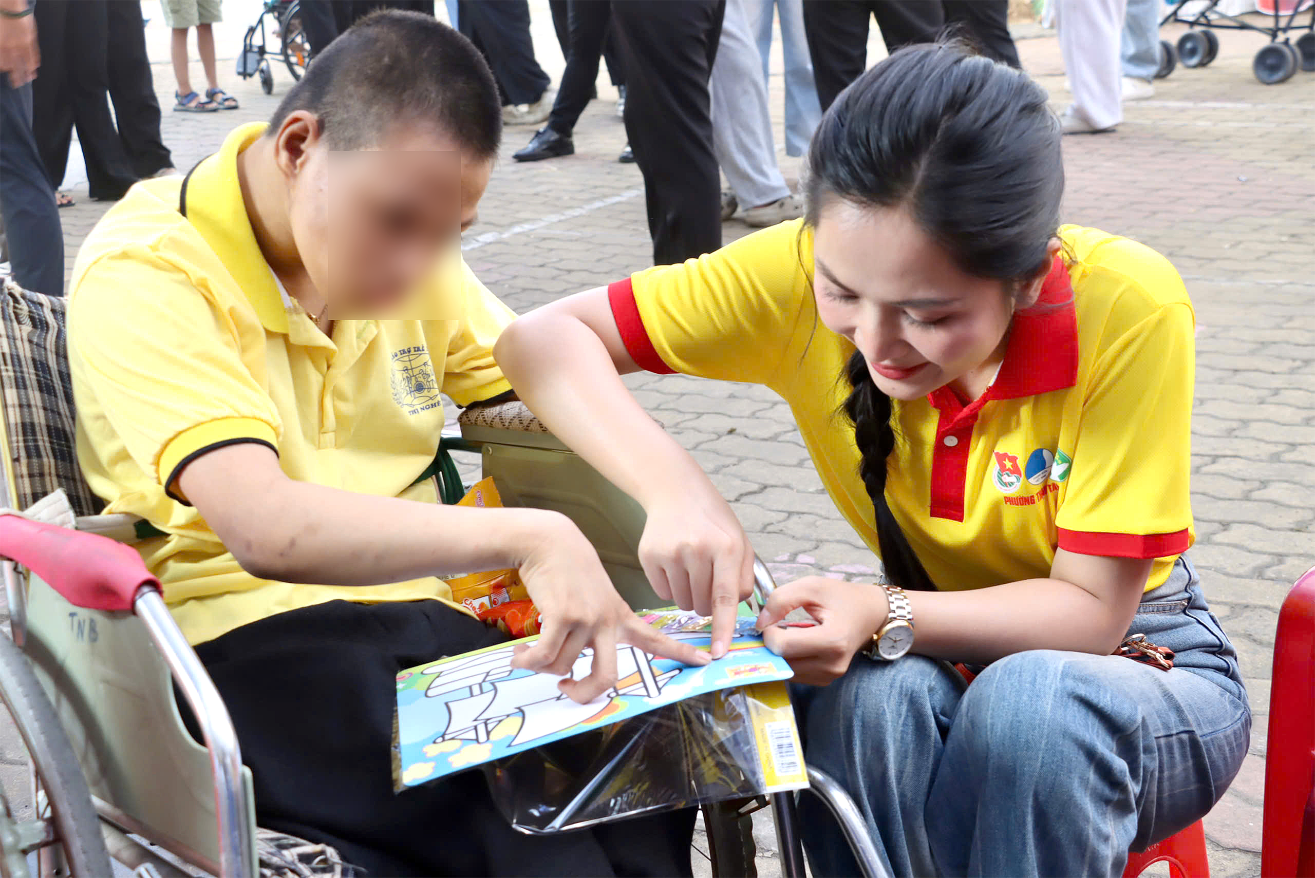 'Xuân sẻ chia' lan tỏa yêu thương - Tuổi Trẻ Online