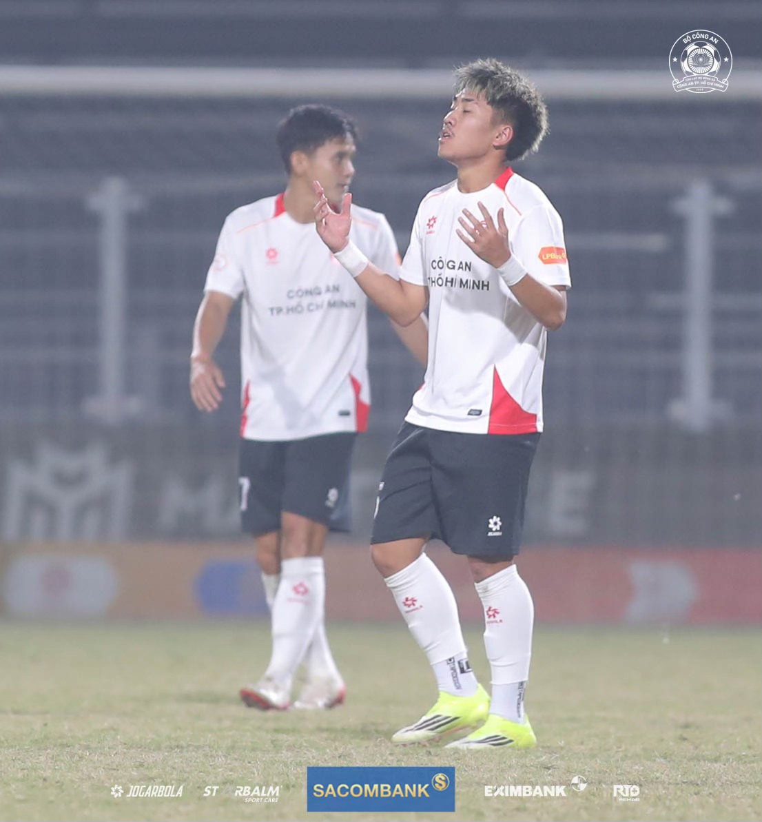 Việt kiều Khoa Ngô: Khoác áo U23, tuyển Việt Nam là giấc mơ - Tuổi Trẻ ...