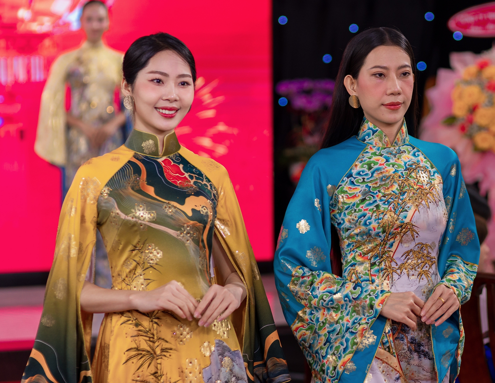 Viet Hung hat das traditionelle vietnamesische Ao Dai im Ausland ...