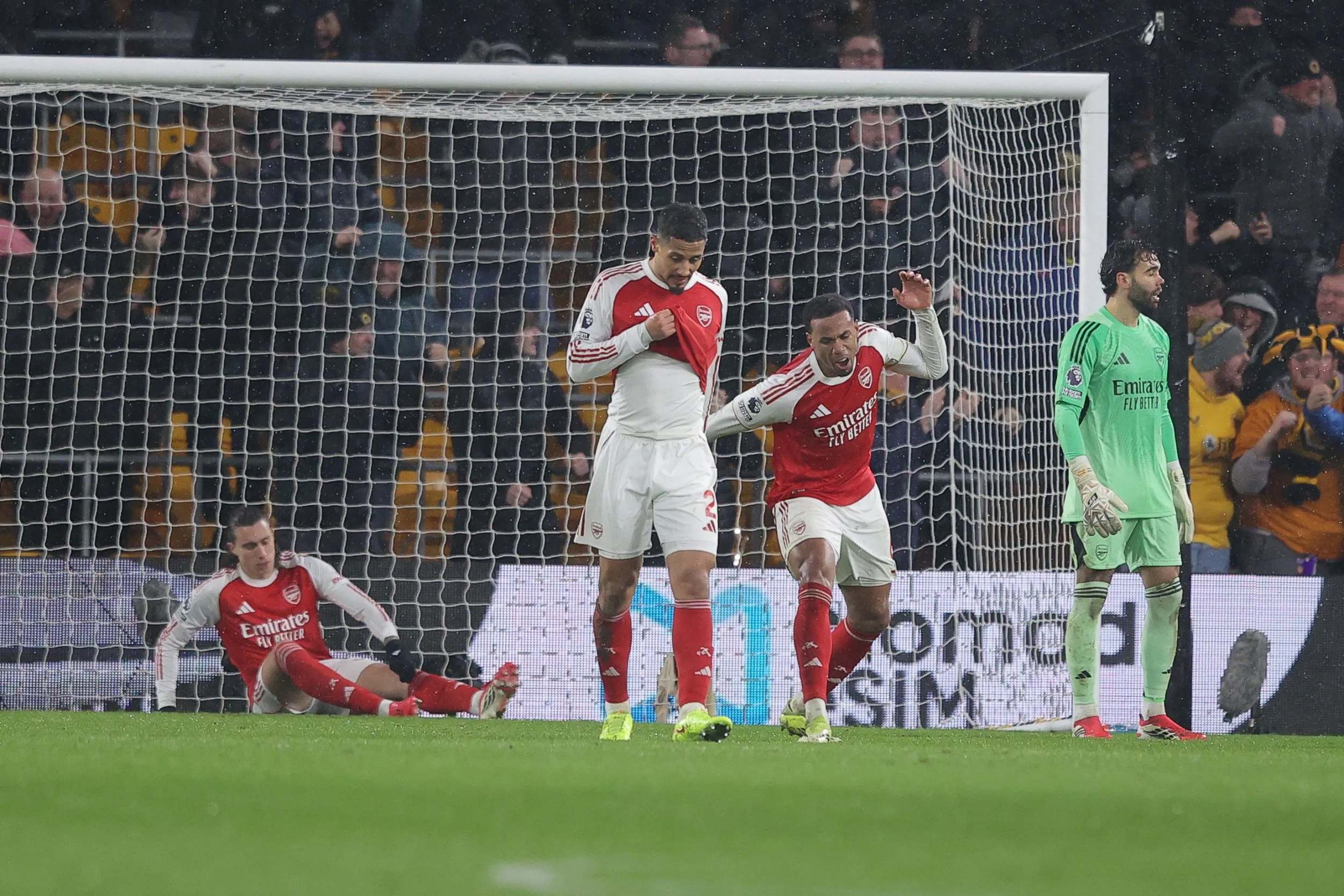 Arsenal phá vỡ kỷ lục chưa từng có tại Ngoại hạng Anh sau trận hòa ...