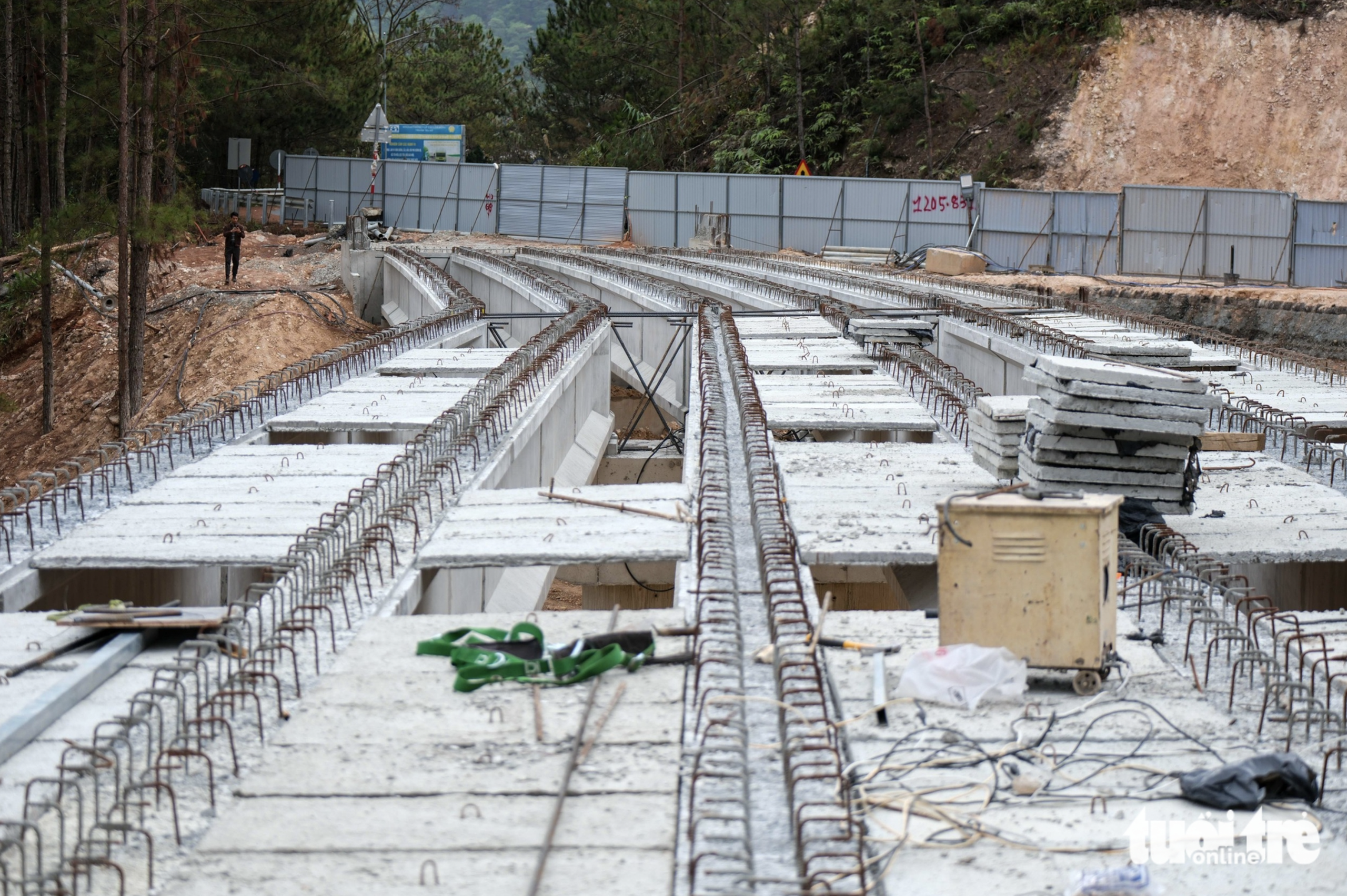 $1.3mn viaduct nears completion at major landslide site on Mimosa Pass ...