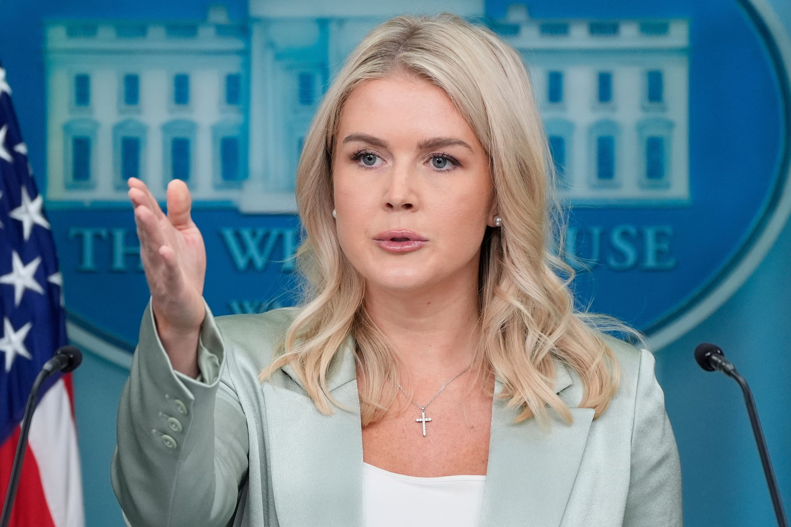 Nhà Trắng 'cấm vĩnh viễn' Đài CNN, gọi đây là ‘cỗ máy tẩy não’? - Tuổi ...