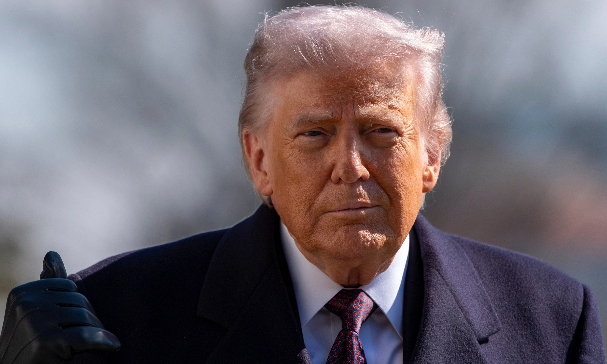 Ông Trump cảnh báo còn tấn công Iran 4 - 5 tuần, Iran khẳng định 40 ...