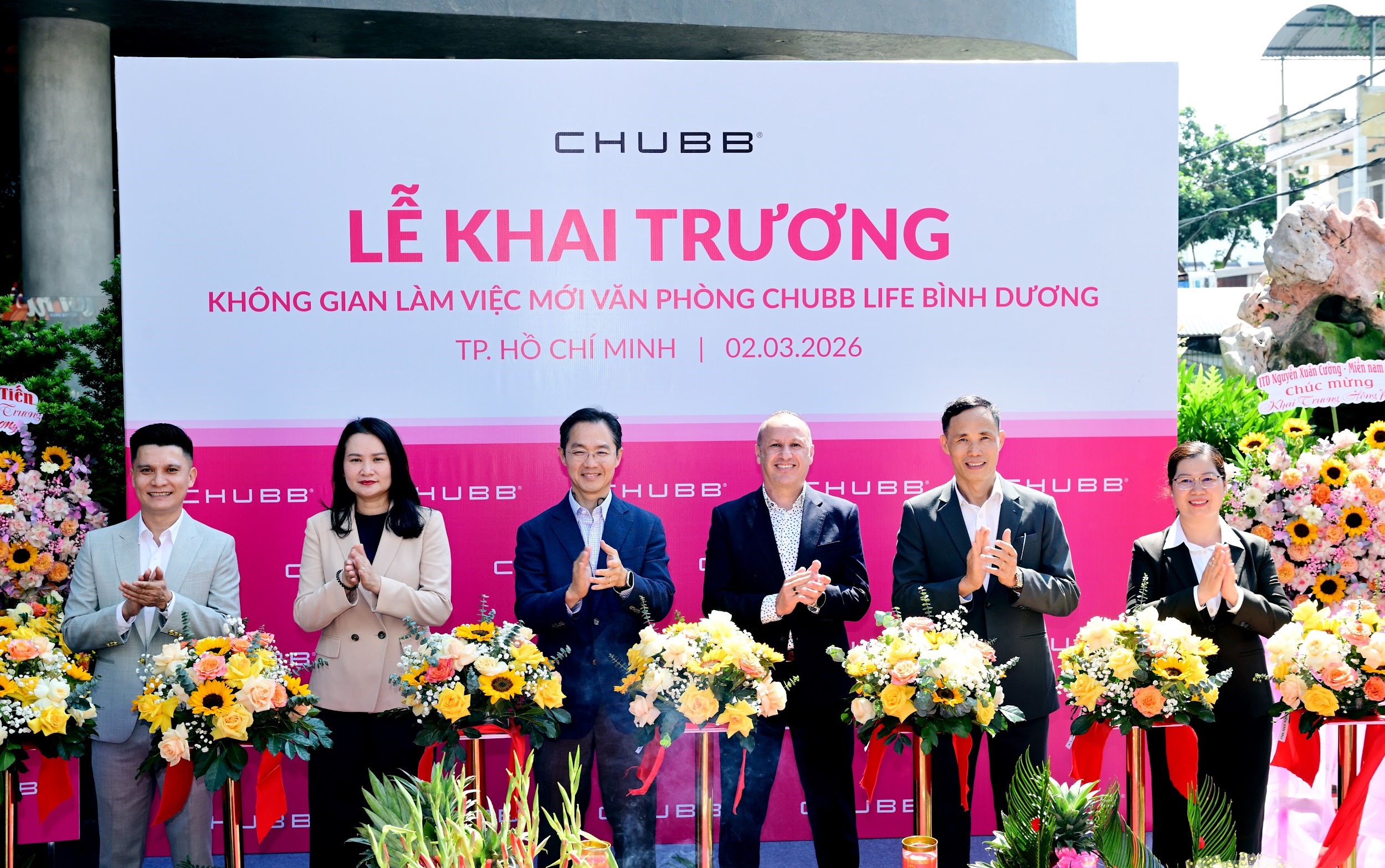Chubb Life Việt Nam nâng chuẩn phục vụ trên toàn quốc - Tuổi Trẻ Online