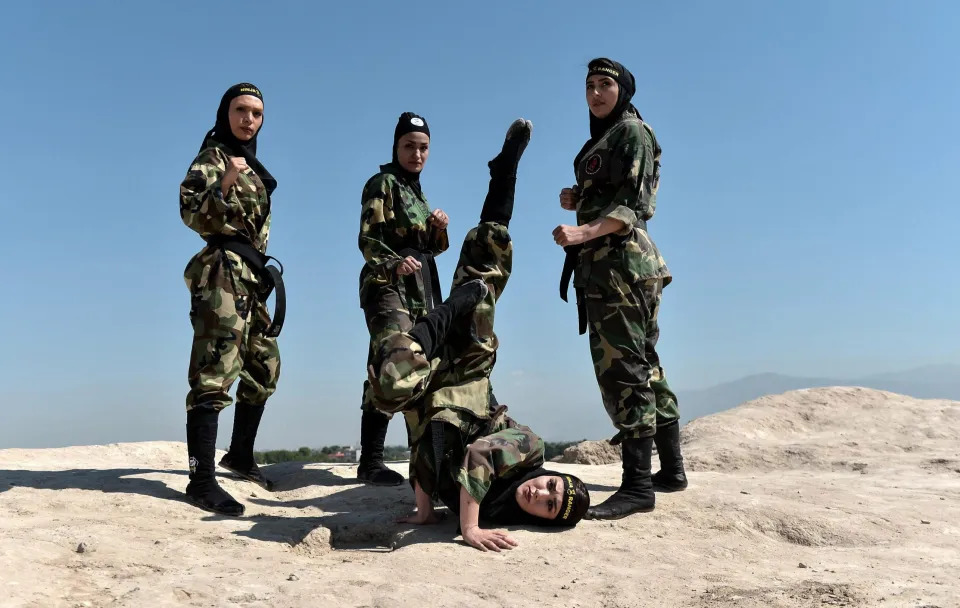 La historia del 'ejército' ninja femenino de Irán.