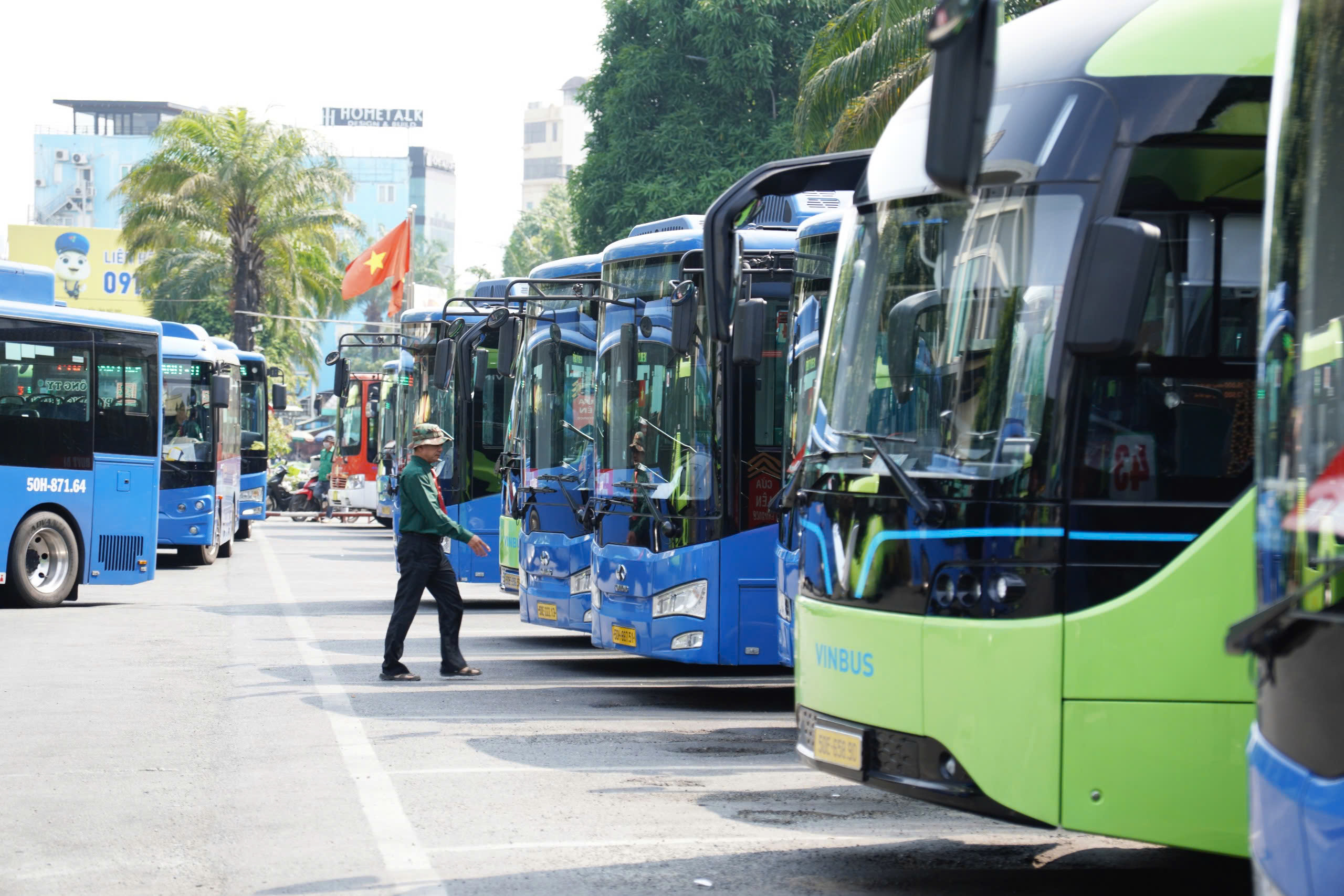 Ho Chi Minh City to roll out free bus travel for all residents this month