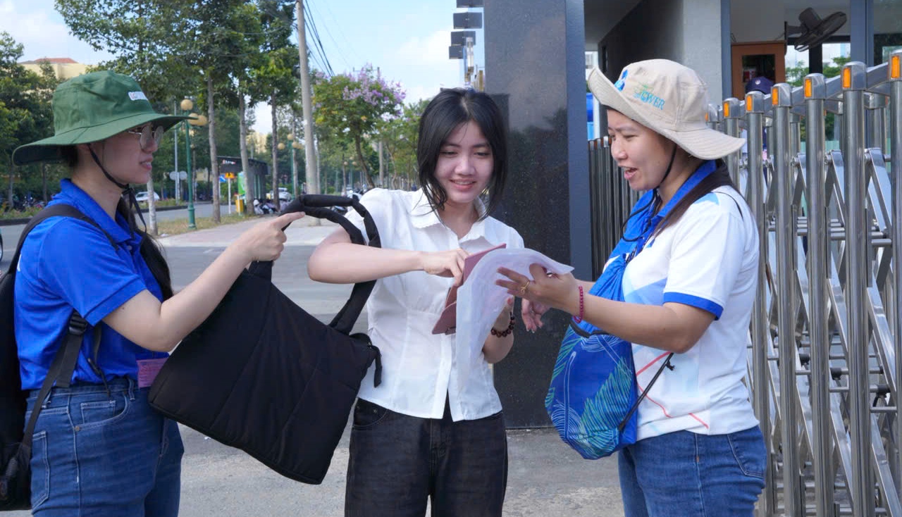 Over 135,000 candidates begin the country's largest aptitude test.