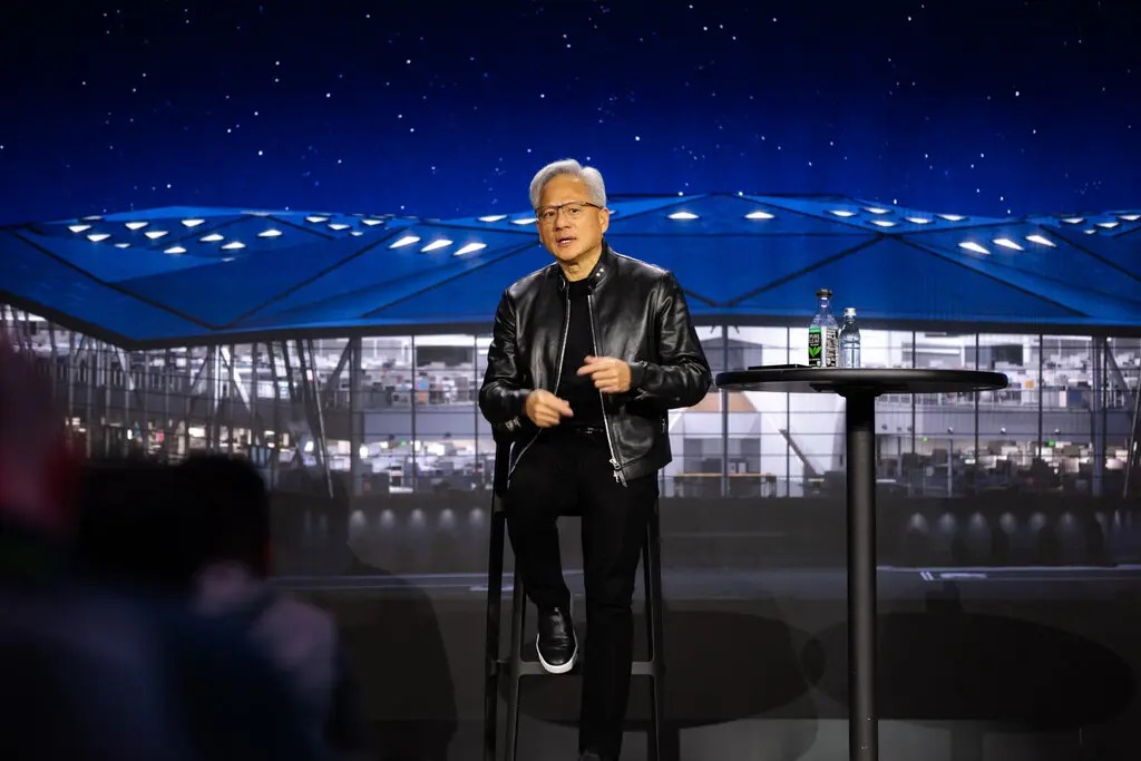 Ông Trump mời CEO Nvidia lên Air Force One vào phút chót trước chuyến ...