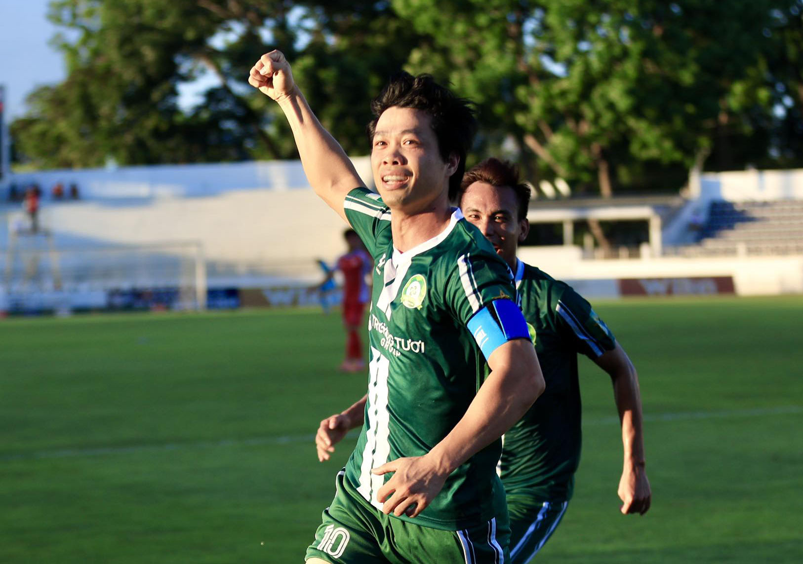 Công Phượng ghi bàn, CLB Trường Tươi Đồng Nai chờ lên V-League - Tuổi ...