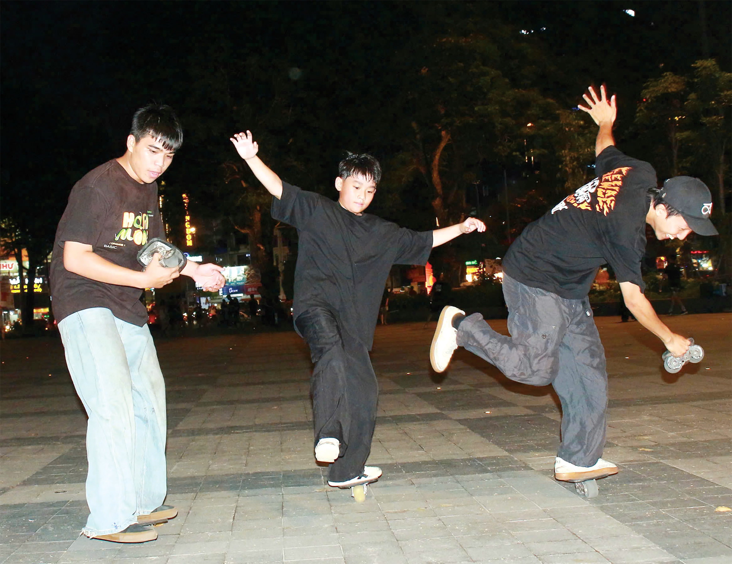 Lướt gió cùng Freeline skates