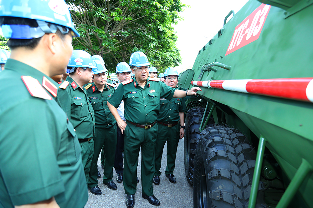 Khẩn trương hoàn thiện mẫu xe thiết giáp chở quân chiến đấu thế hệ mới ...