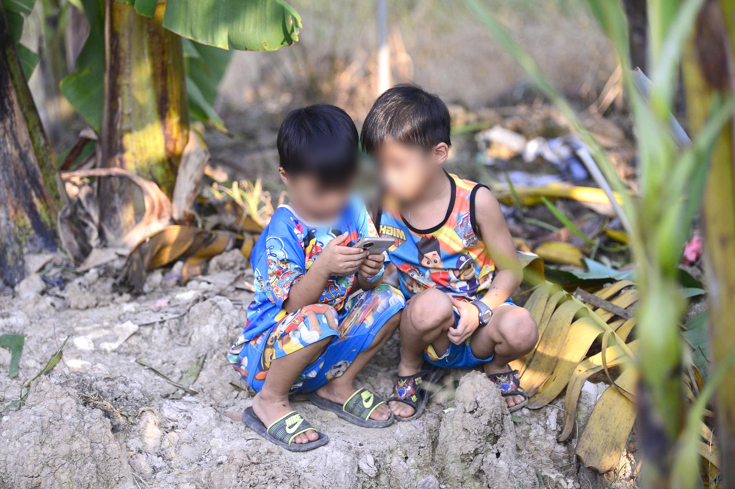 Không thể giao trẻ em cho mạng xã hội: Khi trẻ lớn lên ‘chín ép’ - Tuổi ...