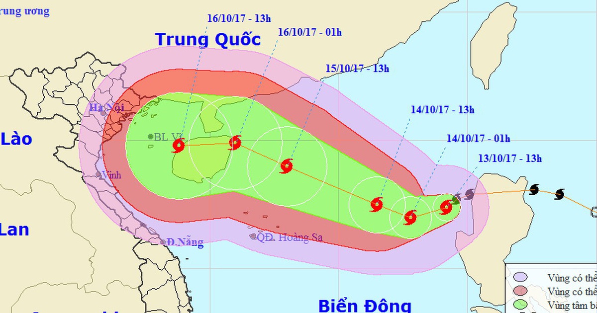 Bão số 11 liên tục đổi hướng trên Biển Đông - Tuổi Trẻ Online