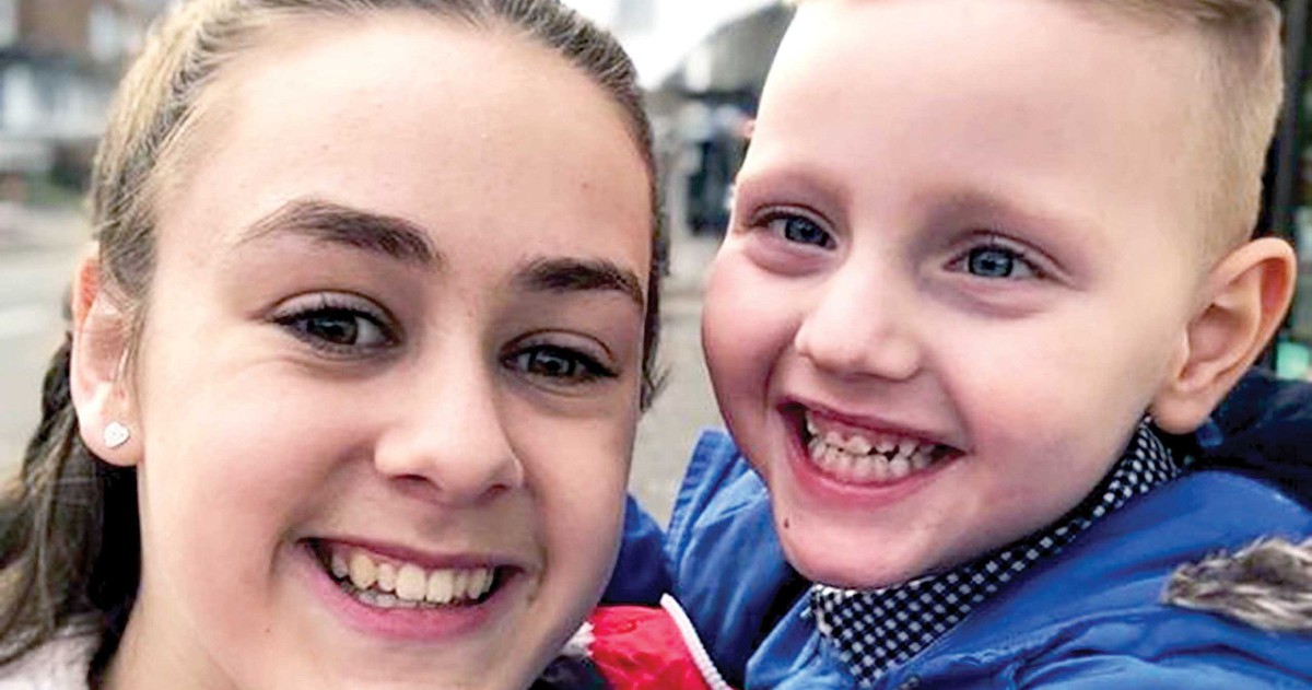 Cô gái 17 tuổi và ngôn ngữ ký hiệu - Tuổi Trẻ Online