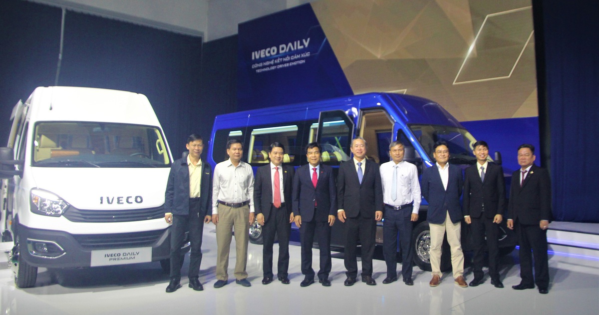 Thaco ra mắt xe Mini Bus Iveco Daily - Tuổi Trẻ Online