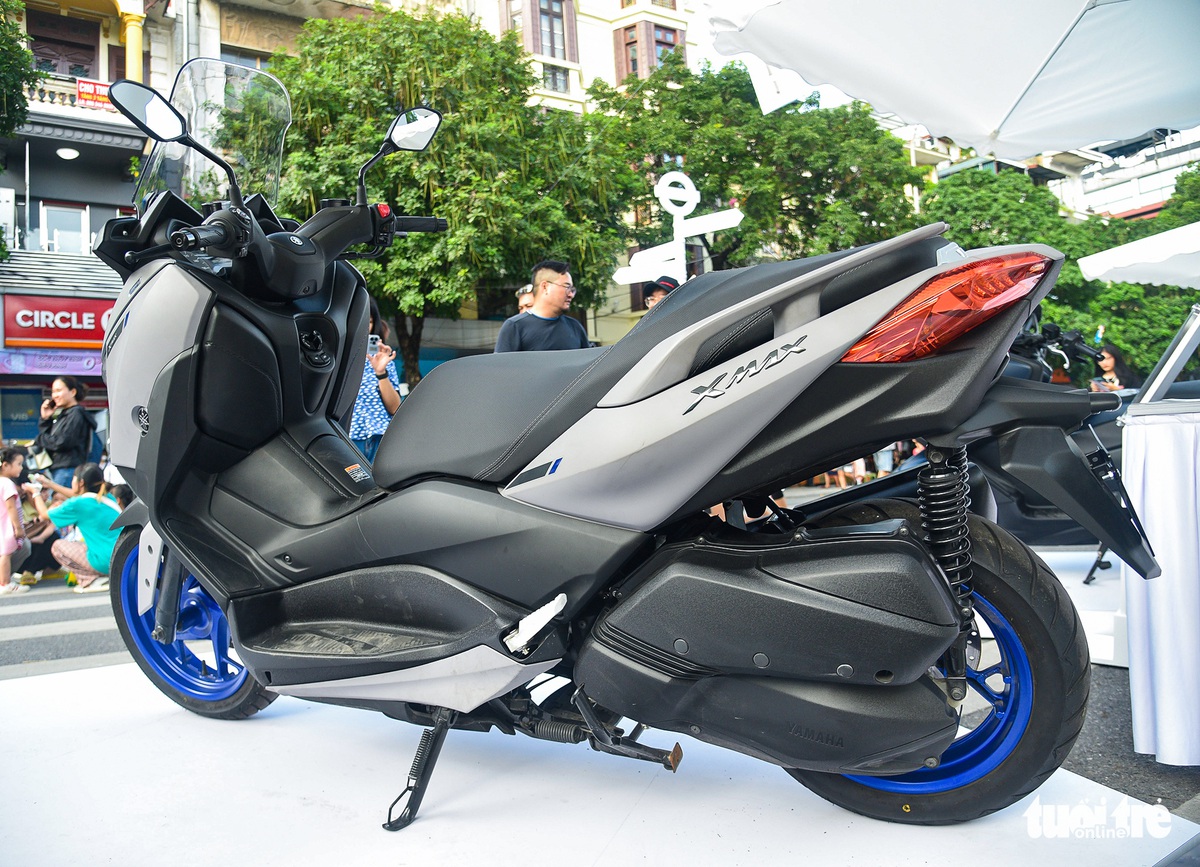 Yamaha X Max 300 nhận đặt hàng tại Việt Nam, giá từ 129 triệu đồng ...