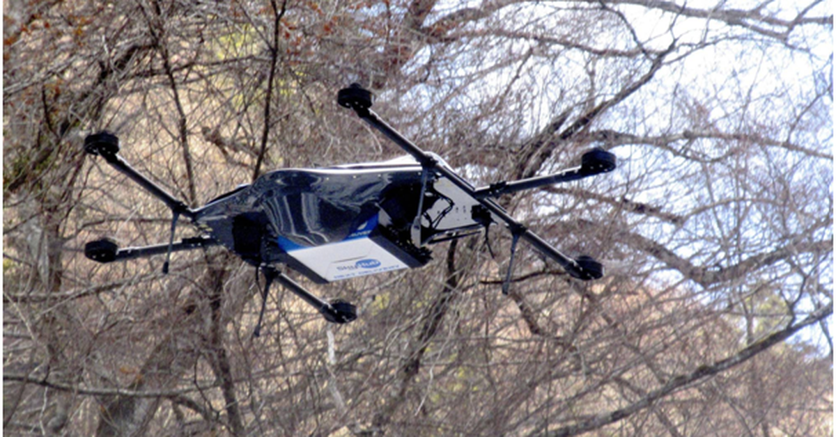 Giao hàng ở miền núi bằng UAV ở Nhật Bản - Tuổi Trẻ Online