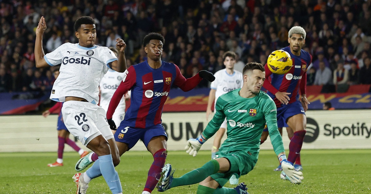Tin tức thể thao sáng 11-12: Barcelona thua đậm trên sân nhà - Tuổi Trẻ ...
