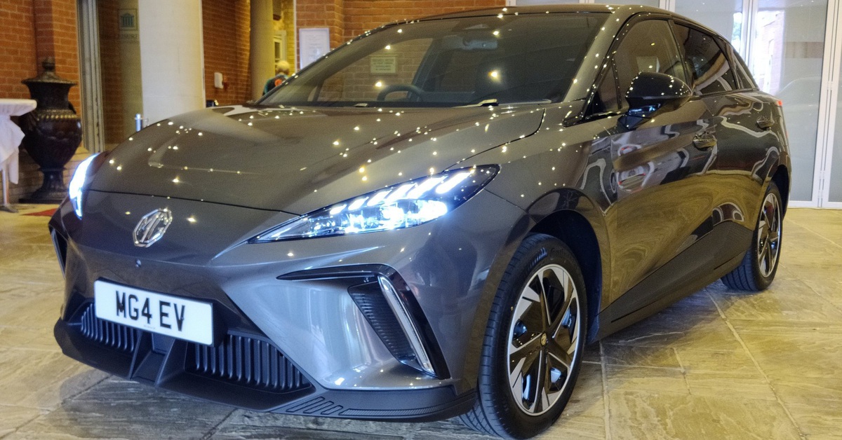 MG4 dự kiến mở bán tại Việt Nam năm nay, bán kèm sạc tại nhà - Tuổi Trẻ Online