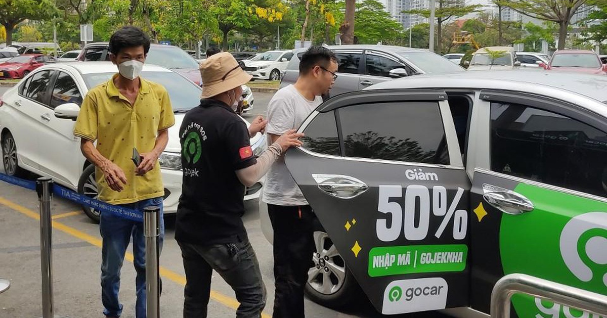 Gojek sẵn sàng làn xe GoCar đón lượng hành khách tăng cao dịp lễ tại ...