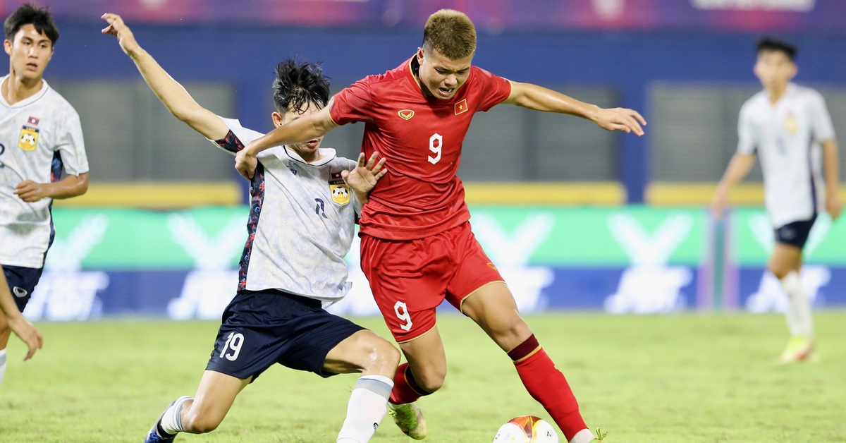 HLV Troussier hủy buổi tập của U22 Việt Nam sau khi thắng vất vả U22 Lào - Tuổi Trẻ Online