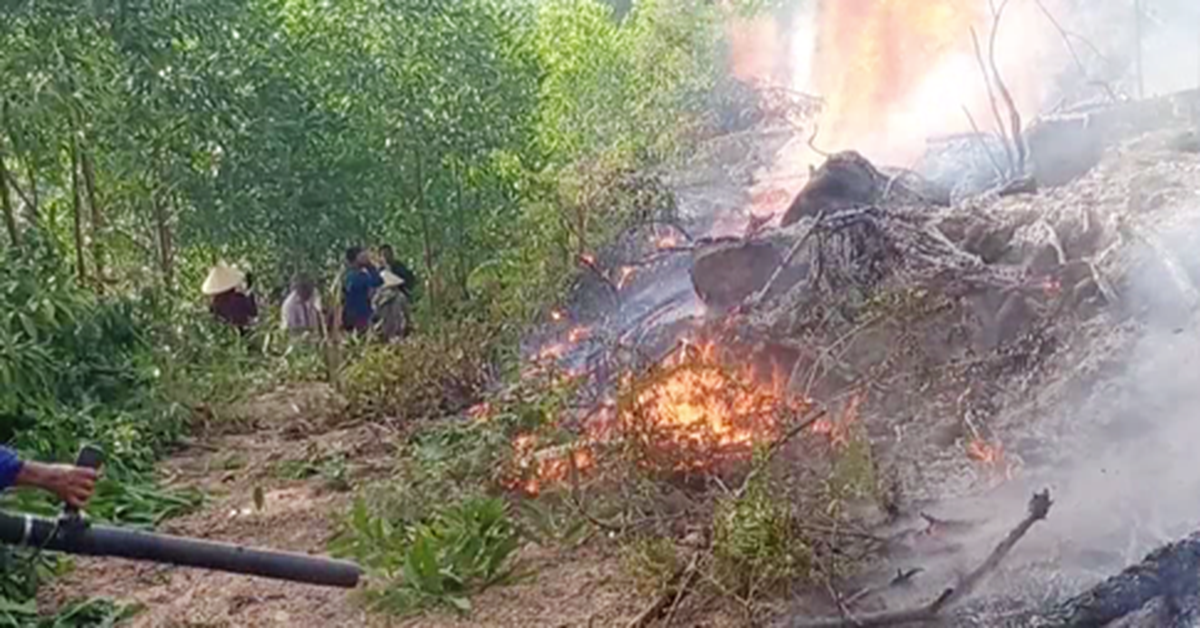 Vợ chồng nghèo đốt rẫy, gió to lửa bùng lớn khiến người chồng chết ngạt ...