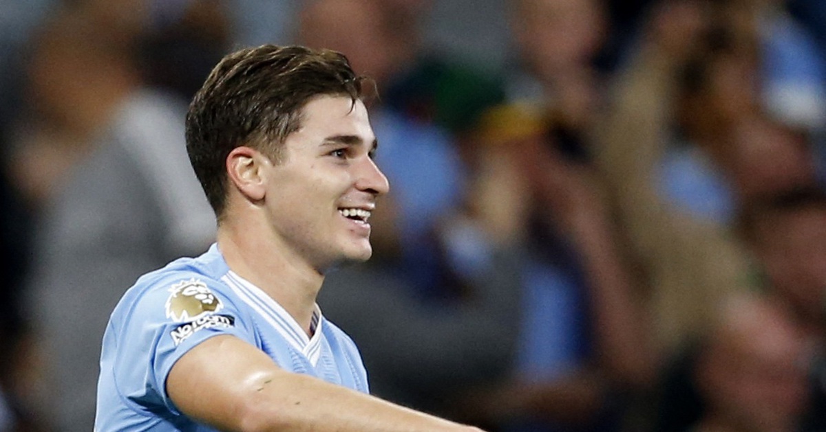 Alvarez lập công giúp Manchester City khởi đầu toàn thắng - Tuổi Trẻ Online