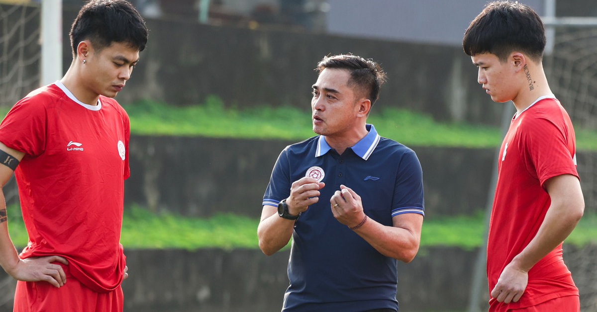 HLV Nguyễn Đức Thắng muốn đưa CLB Thể Công - Viettel thăng hoa trở lại ...